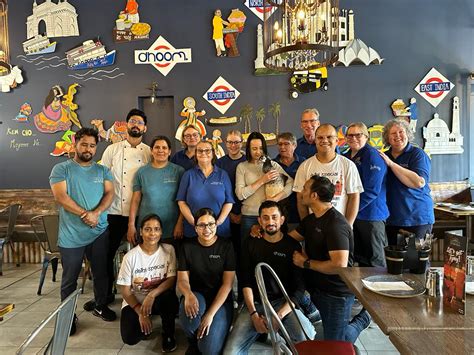 Dhoom Streatery Looking After The People Who Look After The Peacocks The Edinburgh Reporter