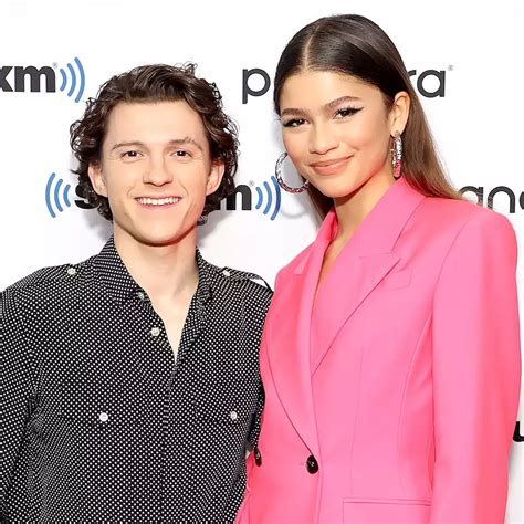Zendaya Feeds Tom Holland Ice Cream On Romantic London Stroll Proving