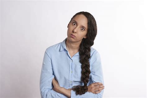 什麼？為什麼隔壁阿嬤可以用健保開藥，我卻要自費？談【骨質疏鬆】藥物的「健保給付規定」 關節炎骨質疏鬆骨科 戴大為醫師