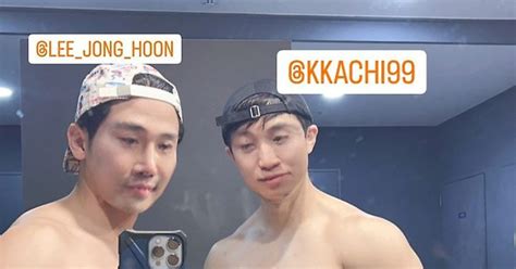 유세윤 식스팩에 성난 가슴 근육까지이종훈도 극찬