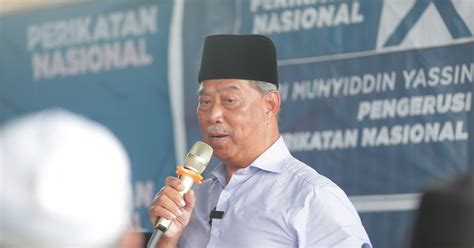 Muhyiddin Yassin Fernande Reno