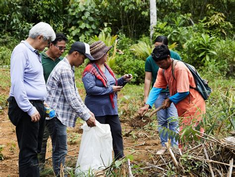 Filipino Farming Advocate Shares Experience With Lionheart Farms