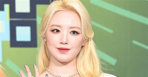 여자아이들 슈화 투명한 백옥 피부 엑s Hd포토