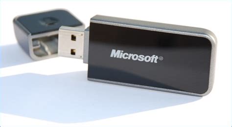 Windows 8 To Go Stick Upgrades Any Win 7 PC Via USB GadgetyNews
