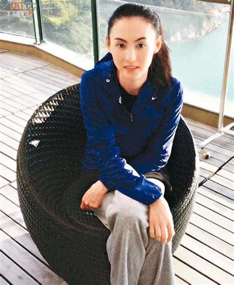 栢芝撞親老伯心傷痛哭 太陽報