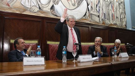 Asumió el nuevo decano en la Facultad de Derecho de la UBA Infobae