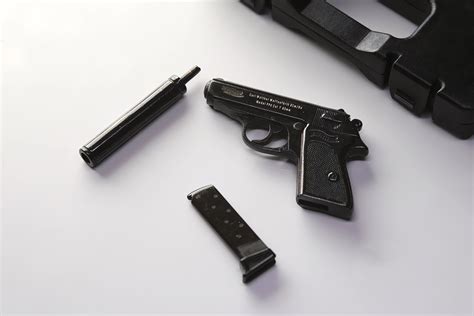 Accessory James Bond 007 Walther Ppk （metal Gun） Custom One Sixth 1
