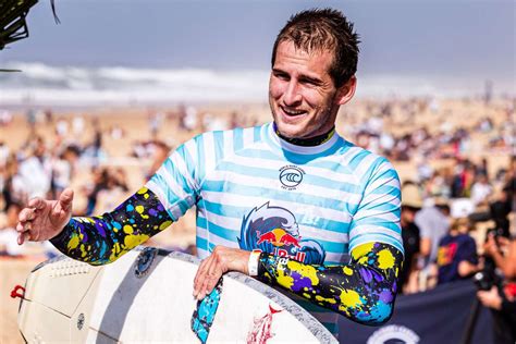 Chris Davidson Australian Surfer Dies After One Punch Nationalworld