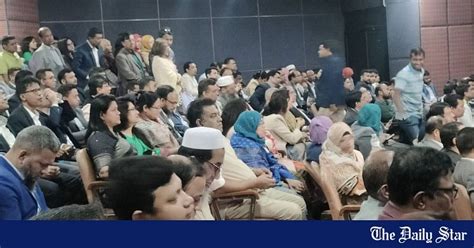 Admin Officers Protest Against Public Administration Reforms Admin