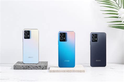 Iqoo 新机通过工信部入网认证：采用 Lcd 水滴屏，最高 18w 快充 通信终端 — C114通信网