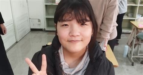 18 女子個人写真（通信用）