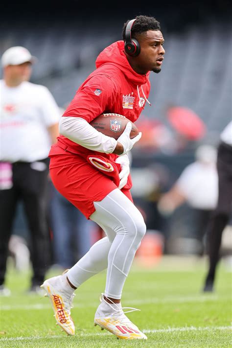 Chiefs Wr Juju Smith Schuster And His Tiktok Behavior Called Out By
