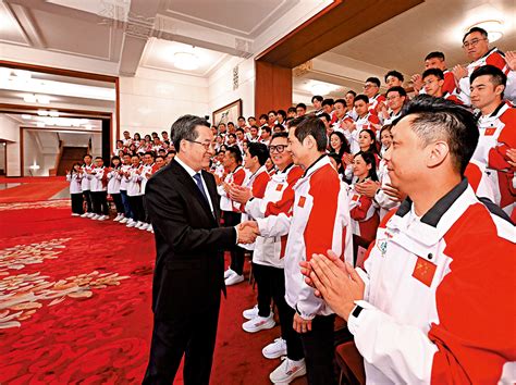 港澳青年奮鬥之路 越走越寬 一片光明 大公報