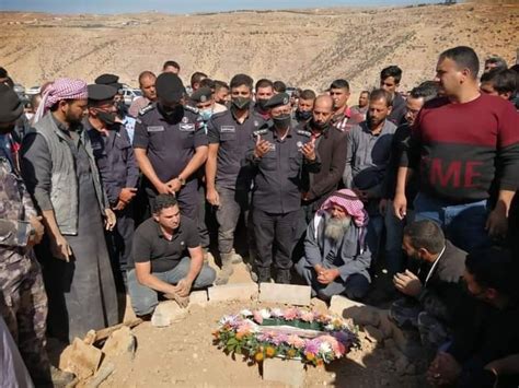 تشييع جثمان العريف محمد خالد إسماعيل الزيدانين مندوبا عن عطوفة مدير