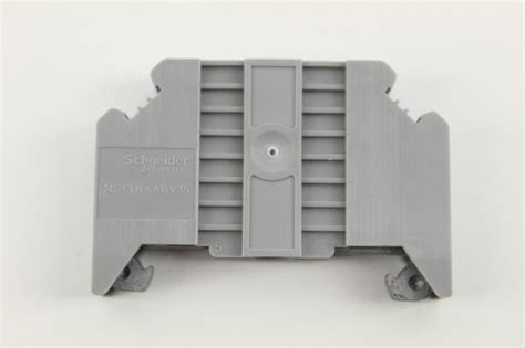 Schneider Electric NSYTRAABV35 End Clamp Screw Mount (lot of 7) New ...