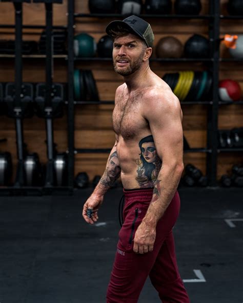 Joel Dommett Walking Confused And Topless Into Tier 2