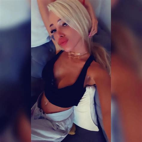 Aseguran que Cristian Castro será padre por cuarta vez quién es Maite Barra su pareja rosarina