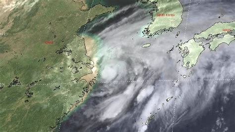 Typhoon Chanthu Expected To Linger Off Port Of Shanghai For Days