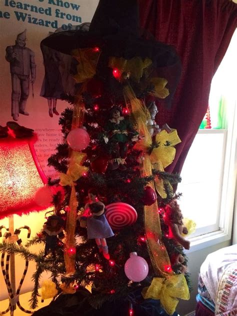 The Big Yellow House My Wizard Of Oz Tree Complete