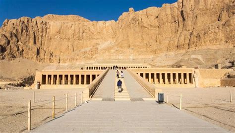 죽은자의 땅에서 이집트의 강력한 여자 파라오를 만나다 [시로와 탄의 내차타고 세계여행 365일 ] 이집트 룩소르