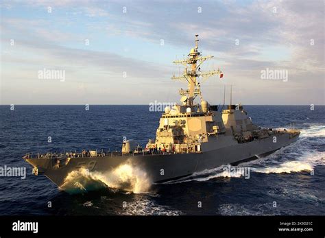 Guided Missile Destroyer Uss Russell Ddg U S Navy Stock Photo Alamy