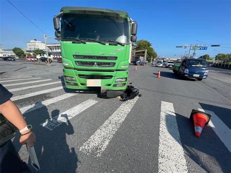 影不忍卒睹！蘇澳情侶遭捲砂石車底、女身首異處 家屬認屍痛哭失聲