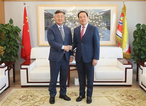 权顺基会长会见韩国全罗北道知事金宽永中国亚洲经济发展协会