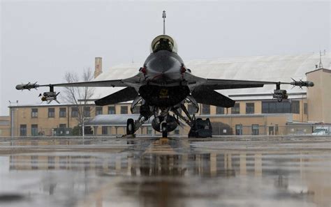 Analysis Us F 16 Fighting Falcon Fighter Jet Mastering All Weather