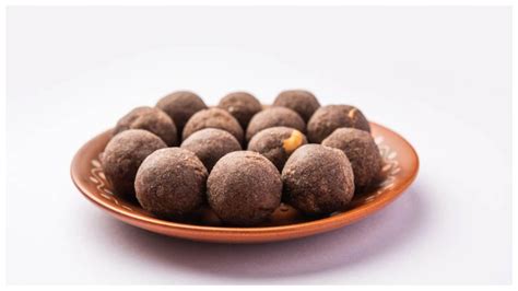 Jaggery Recipes Ideas सर्दियों में गुड़ से बनी ये चीजें खाएं नहीं