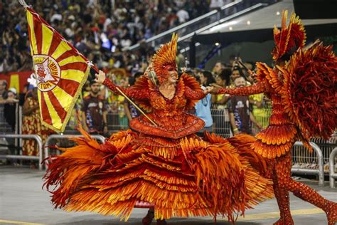 Veja Imagens Do Segundo Dia De Desfile Do Carnaval De São Paulo