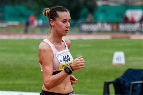 Kovács Barbara nyerte az 5000 m es gyaloglást szombaton Körös Hírcentrum
