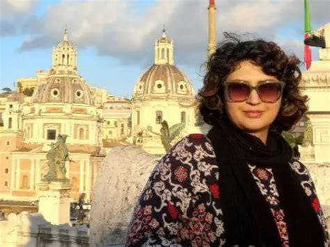 مریم جوادی، دانشجوی دانشگاه رم که پارسال به ایران آمده بود، به تبلیغ