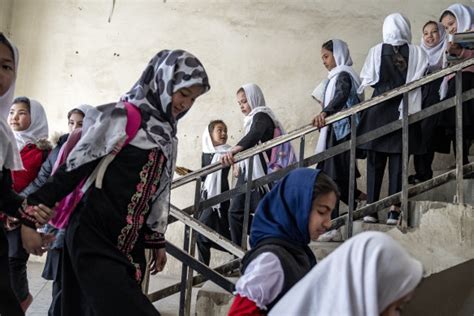 Afghanistan Schoolgirls Poisoned Hospitalised