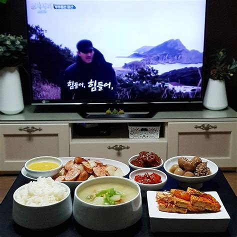 Instagram의 정이하우스 쿠킹클래스 집밥 홈쿡 한식 요리 밑반찬님 “일요일 집밥 지난 어느날의 신랑밥상♥️ 오늘은 원데이 수업하고 내일 정규반 수업준비하고