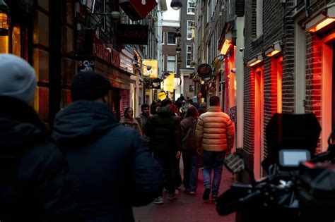 dutch police use hologram to try and decode sex worker s murder