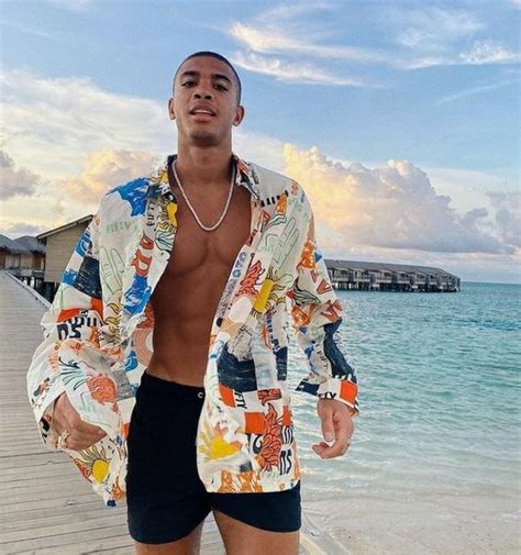 Moda Praia Masculina O Que Vai Estar Em Alta Nesse Verão Hypnotique
