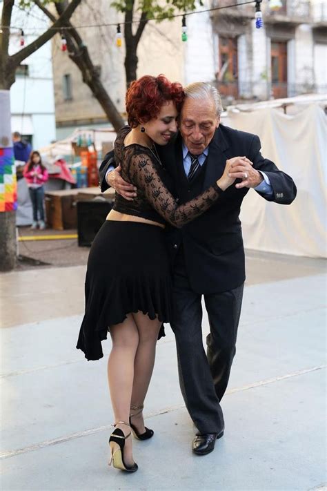 Вижте тези баби и дядовци СНИМКИ Salsa Dancing Dance Choreography