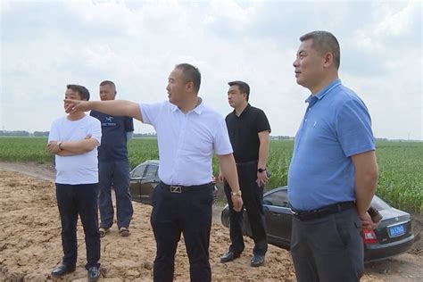 深入基层讲党课 突出重点抓落实