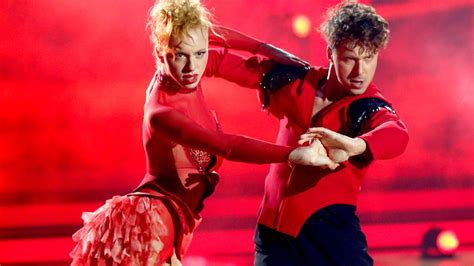 Let‘s Dance Übler Verdacht Abgekartetes Spiel Um Anna Ermakova