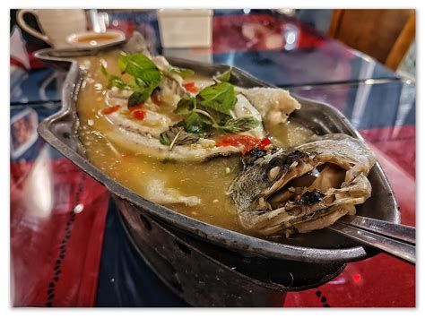 Nam Prik Thai Restaurant Dinner