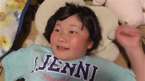 【こども時間】足の裏くすぐってみたまりかちゃん編 Youtube