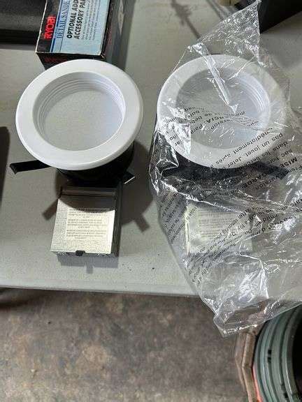 Two Ceiling Insert Lights Baer Auctioneers Realty Llc