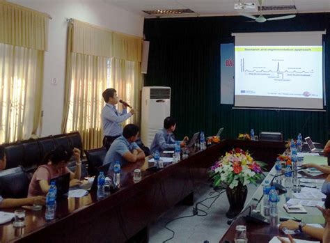 REACT Internal Replication Training At Hue University Of Agriculture