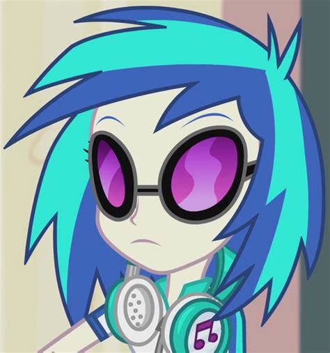Vinyl Scratch Equestria Girls Equestripedia