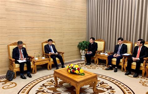 Bộ Trưởng Nguyễn Văn Thắng Tiếp đoàn Bộ Trưởng Bộ Công Chính Và Vận Tải Lào