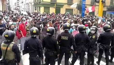 Renuncia Presidente Interino De Perú Manuel Merino Extramundo