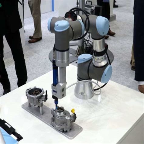 Collaborative Robot Ur Robot Ur3e 6 Axis Robotic Arm For Visual Sorting