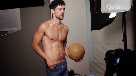 Luis Gerardo Méndez en su momento más sexy YouTube