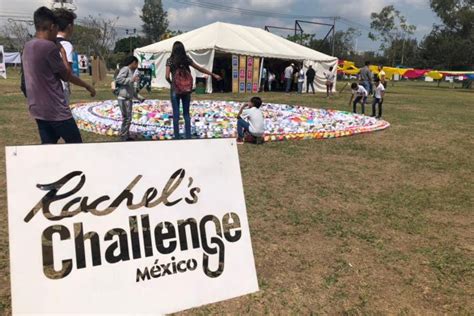 Activistas Se Reúnen En La Graduación Del Rachels Challenge México