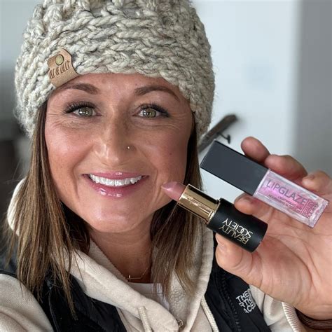 Ever Struggled With Normal Press On Nails “popping Off” With Daily